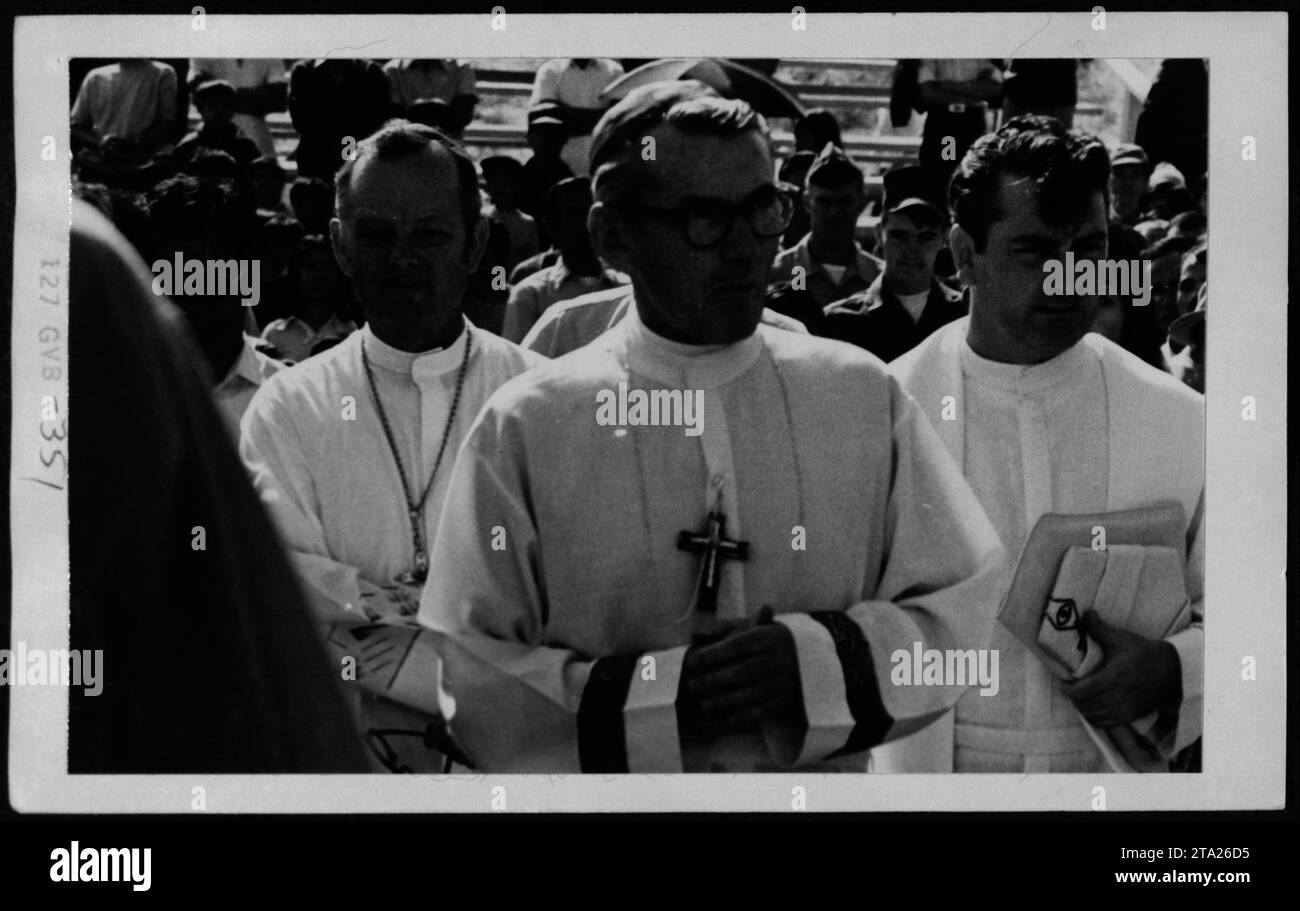 Warzone awareness hi-res stock photography and images - Alamy