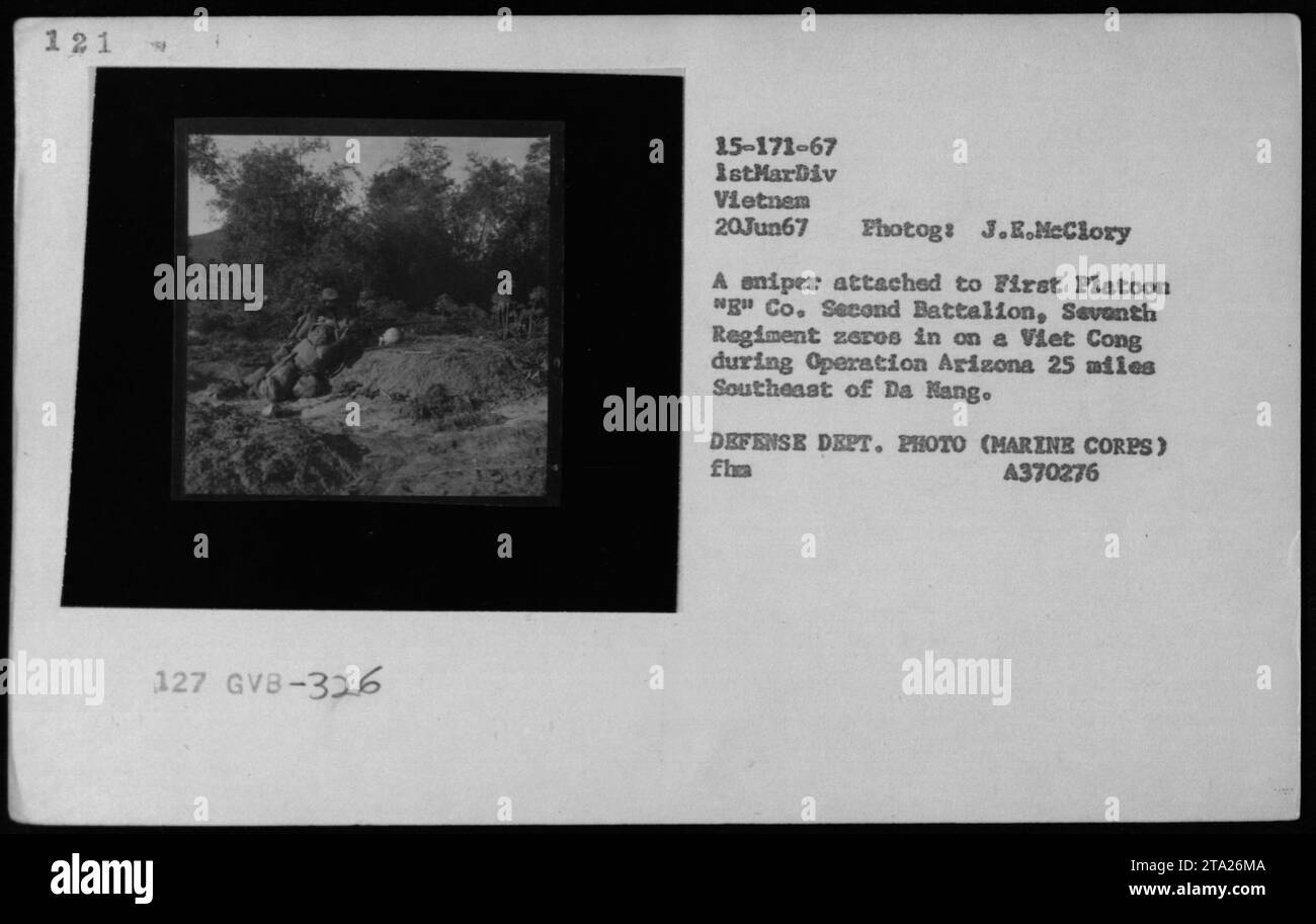 Close observation platoon hi-res stock photography and images - Alamy