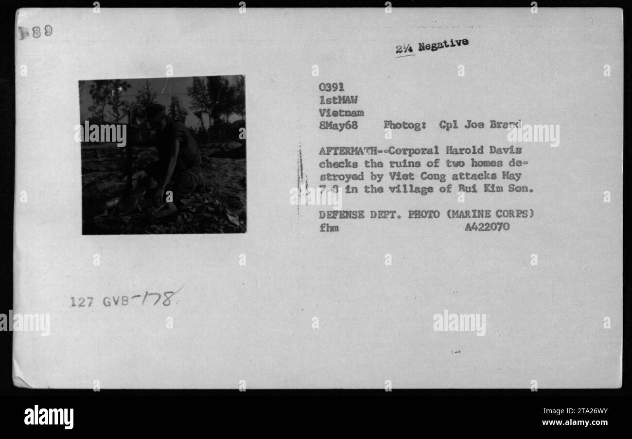 Bui kim son village hi-res stock photography and images - Alamy