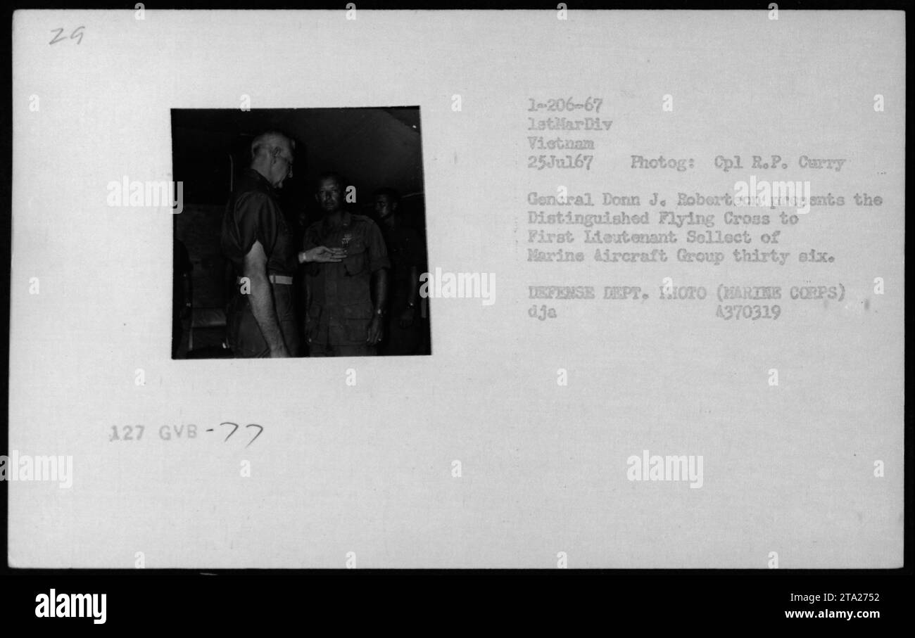 R p curry hi-res stock photography and images - Alamy