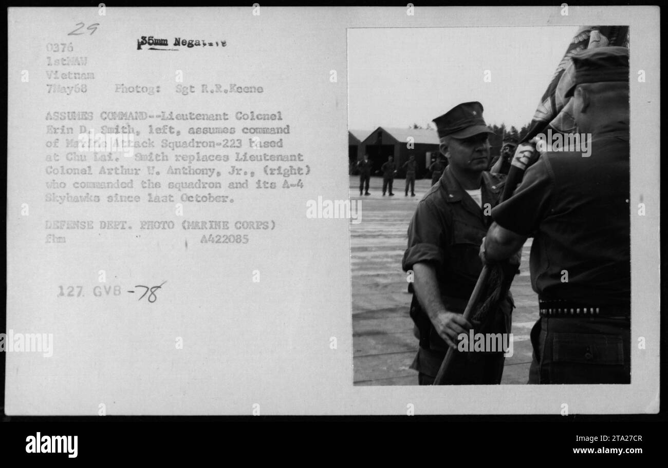 Lieutenant colonel erin d smith hi-res stock photography and images - Alamy