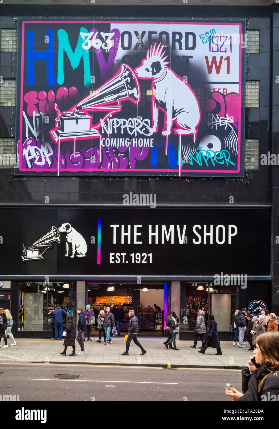Vintage hmv record shop hi-res stock photography and images - Alamy