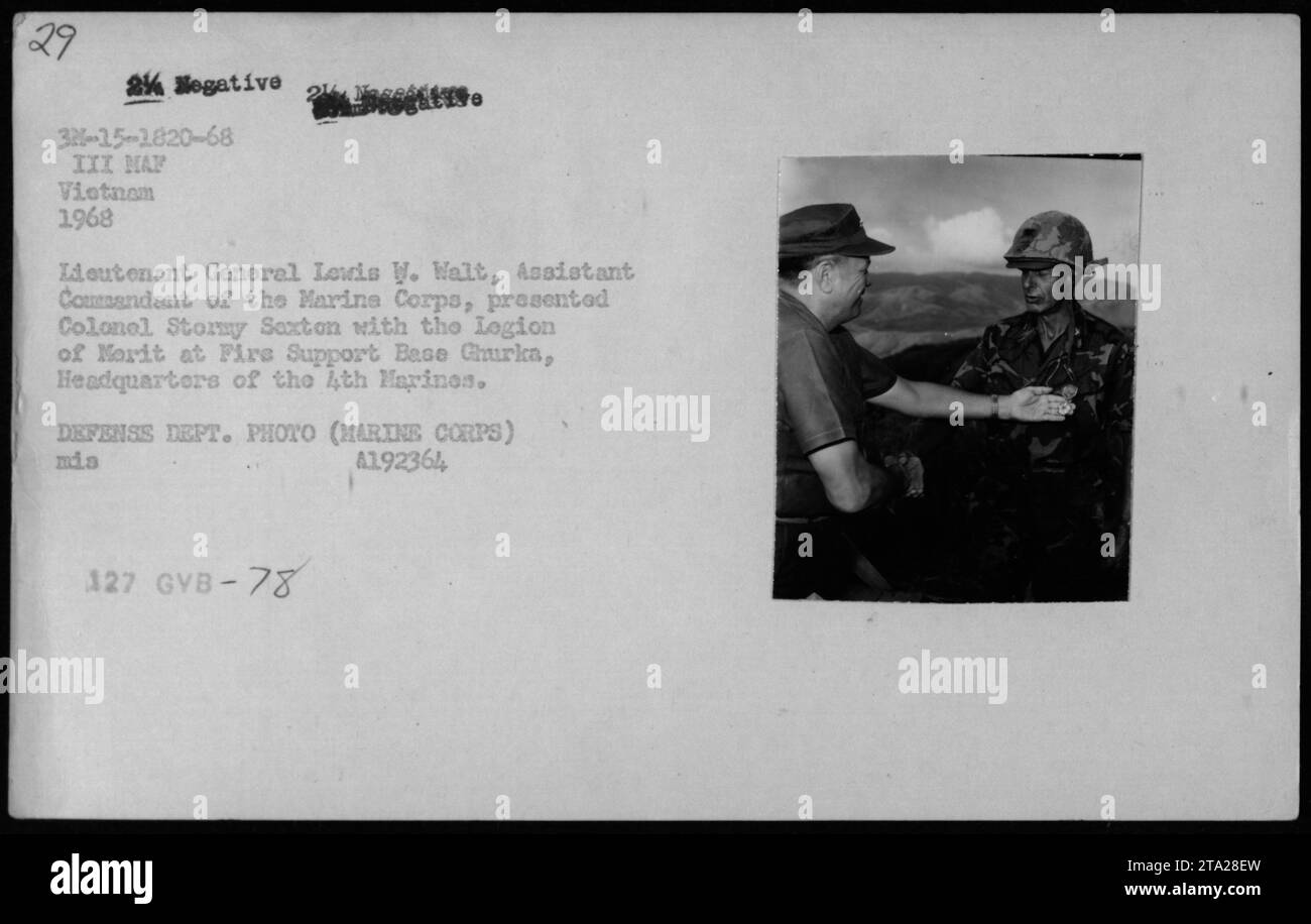 Vietnam war awards and decorations Black and White Stock Photos ...