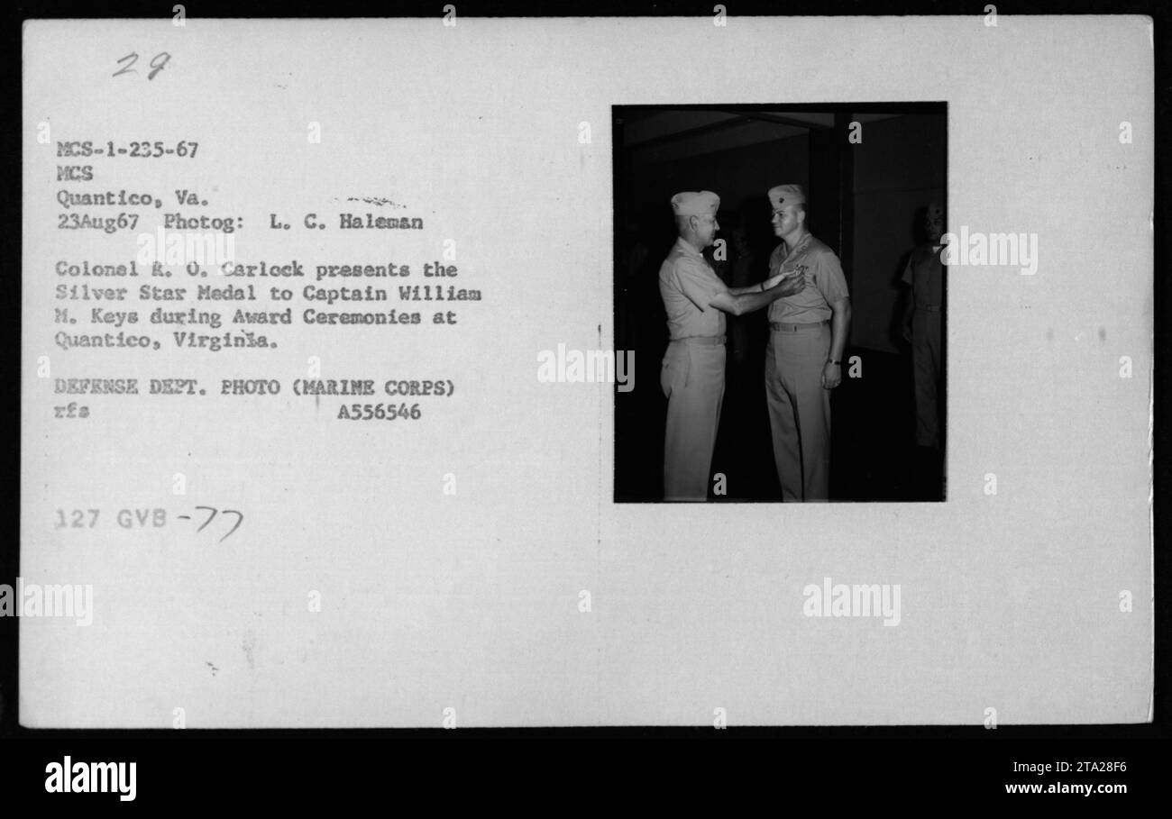 Silver star medal hi-res stock photography and images - Alamy