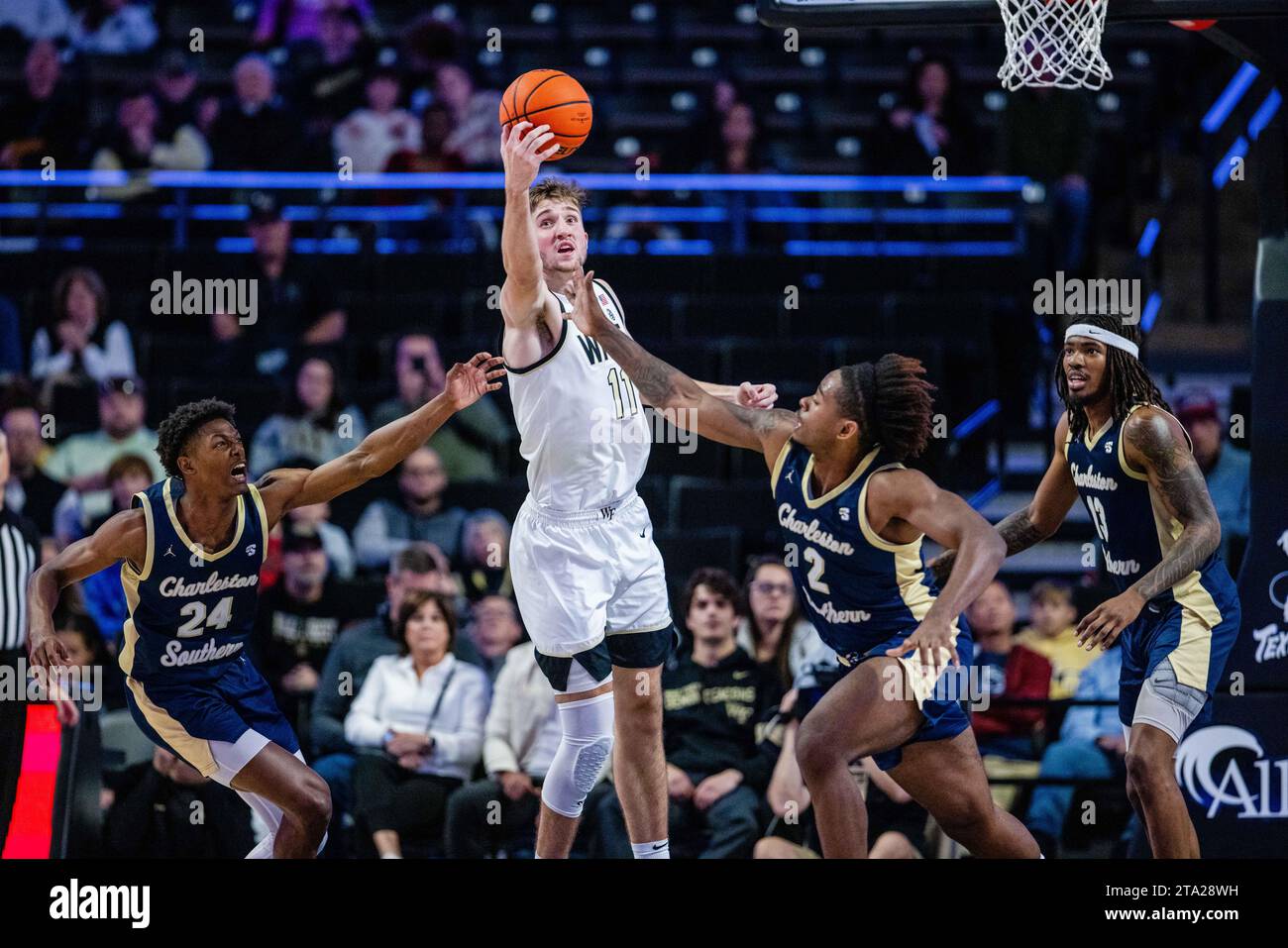 Kelly carr hi-res stock photography and images - Alamy