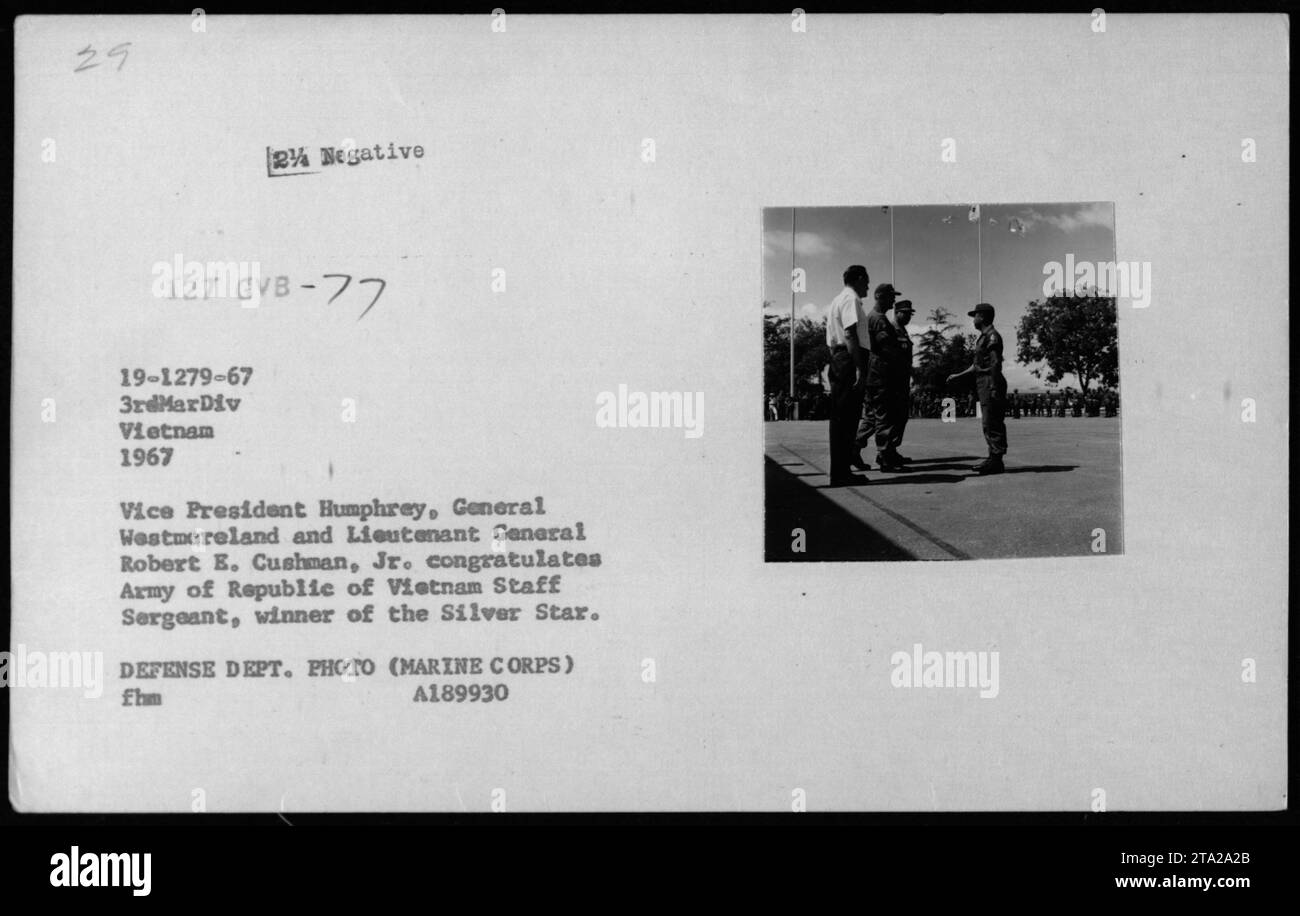 Lieutenant general robert e cushman jr hi-res stock photography and ...