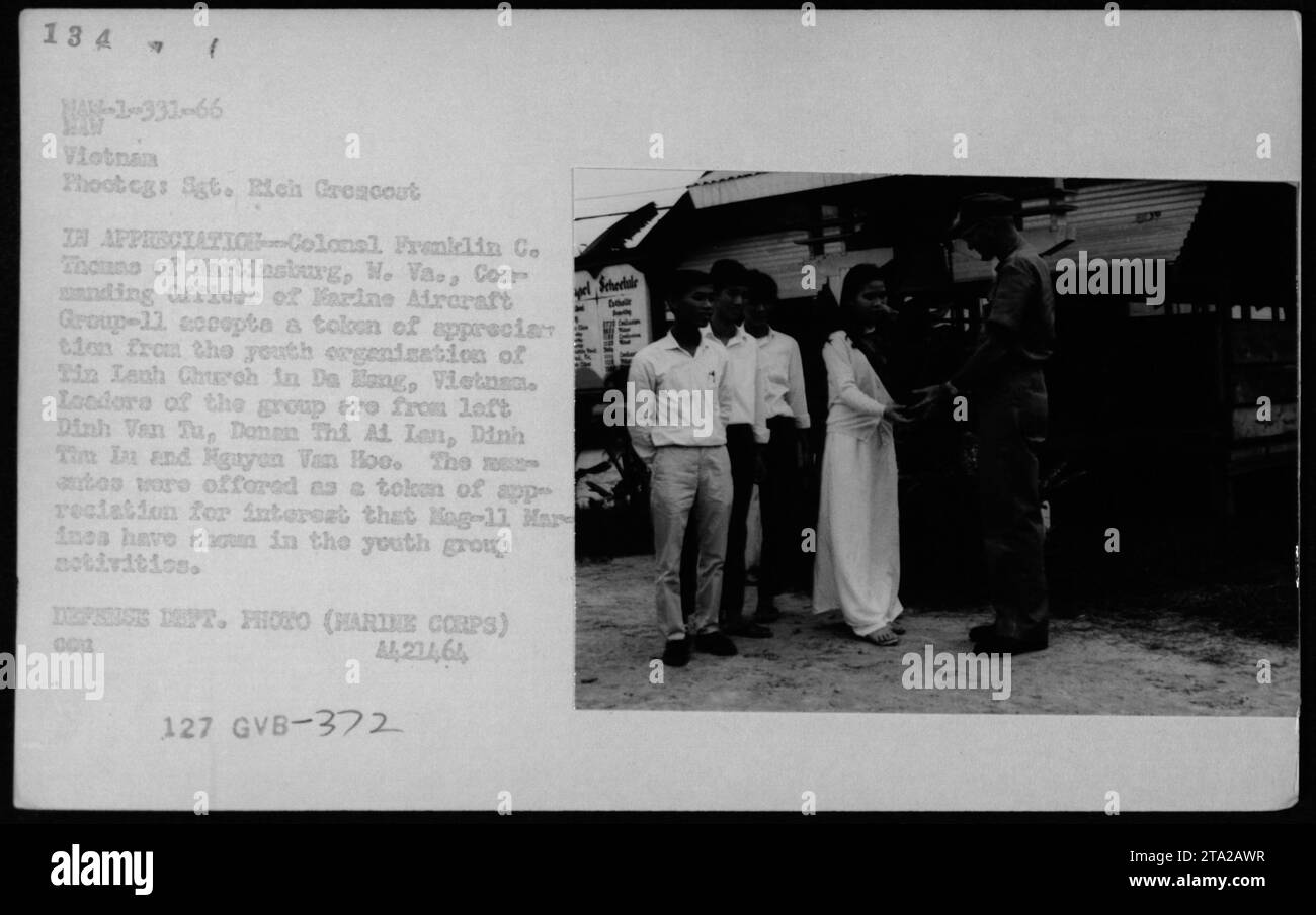 Civilian life in vietnam hi-res stock photography and images - Alamy