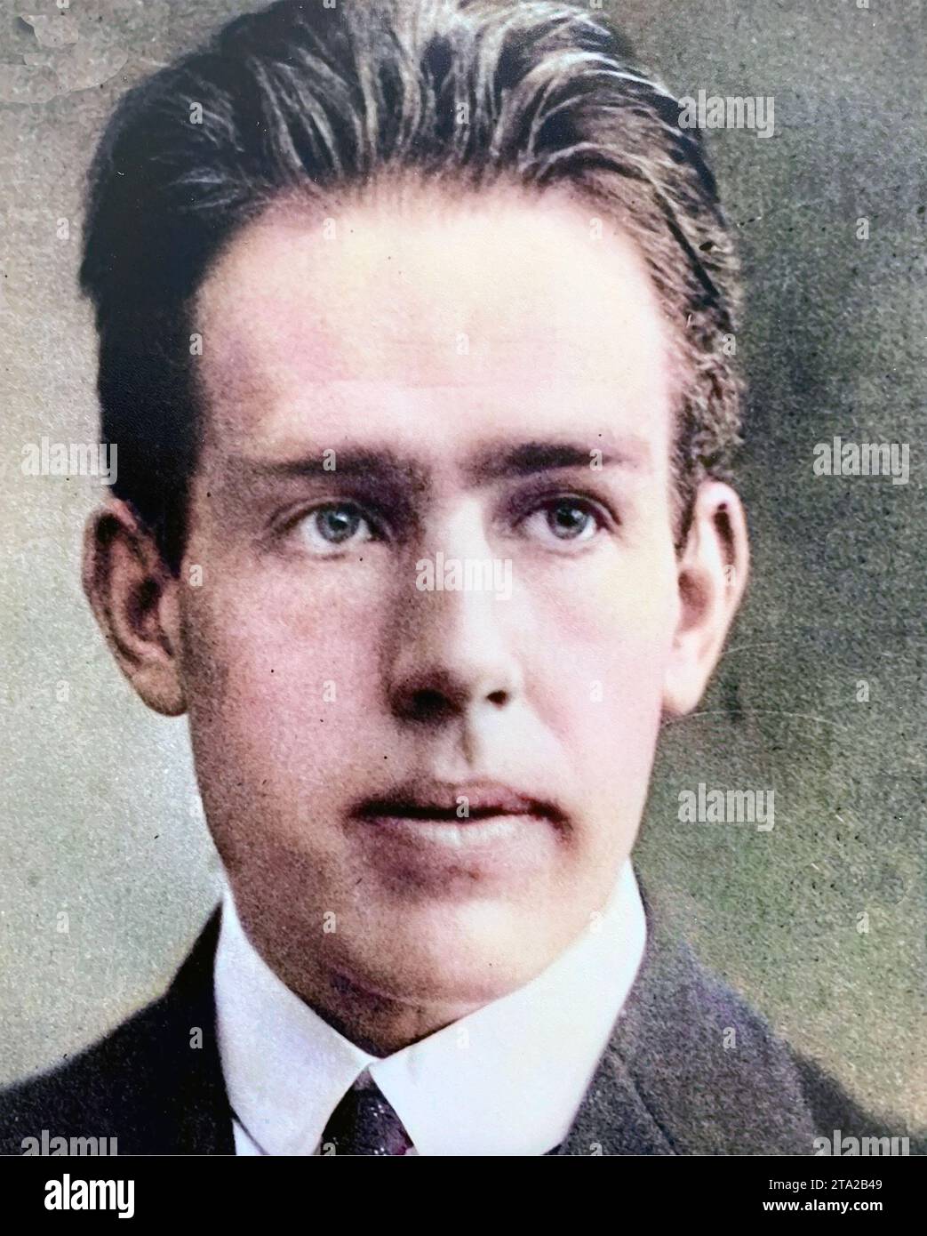 Niels bohr hi-res stock photography and images - Alamy
