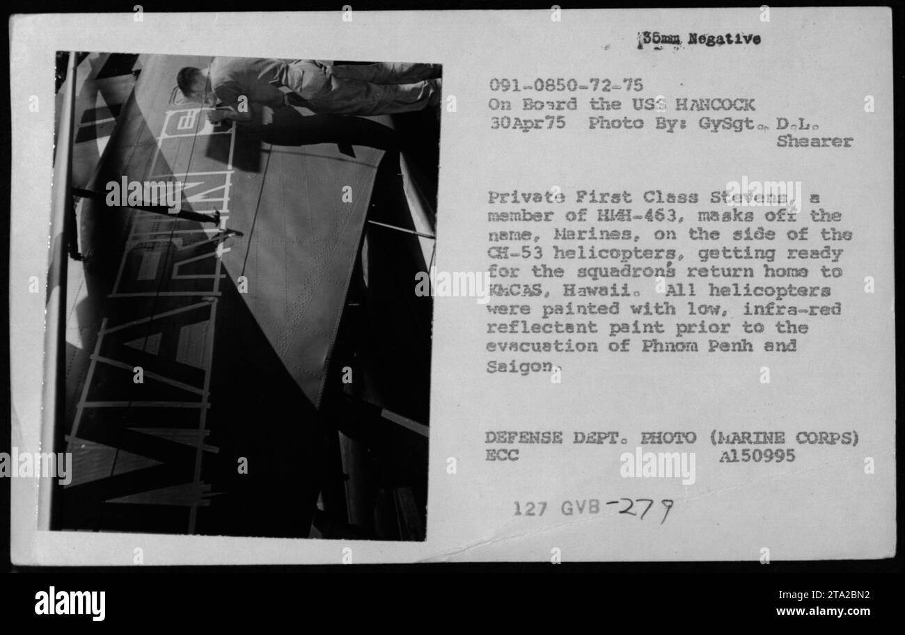 1975 evacuation of phnom penh and saigon hi-res stock photography and ...