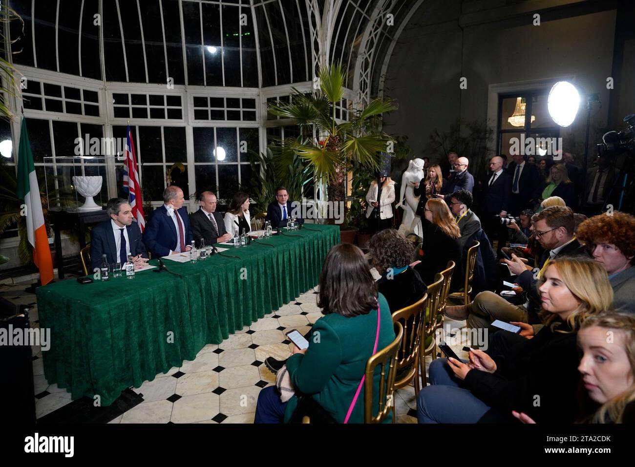 Steve harris house hi-res stock photography and images - Alamy