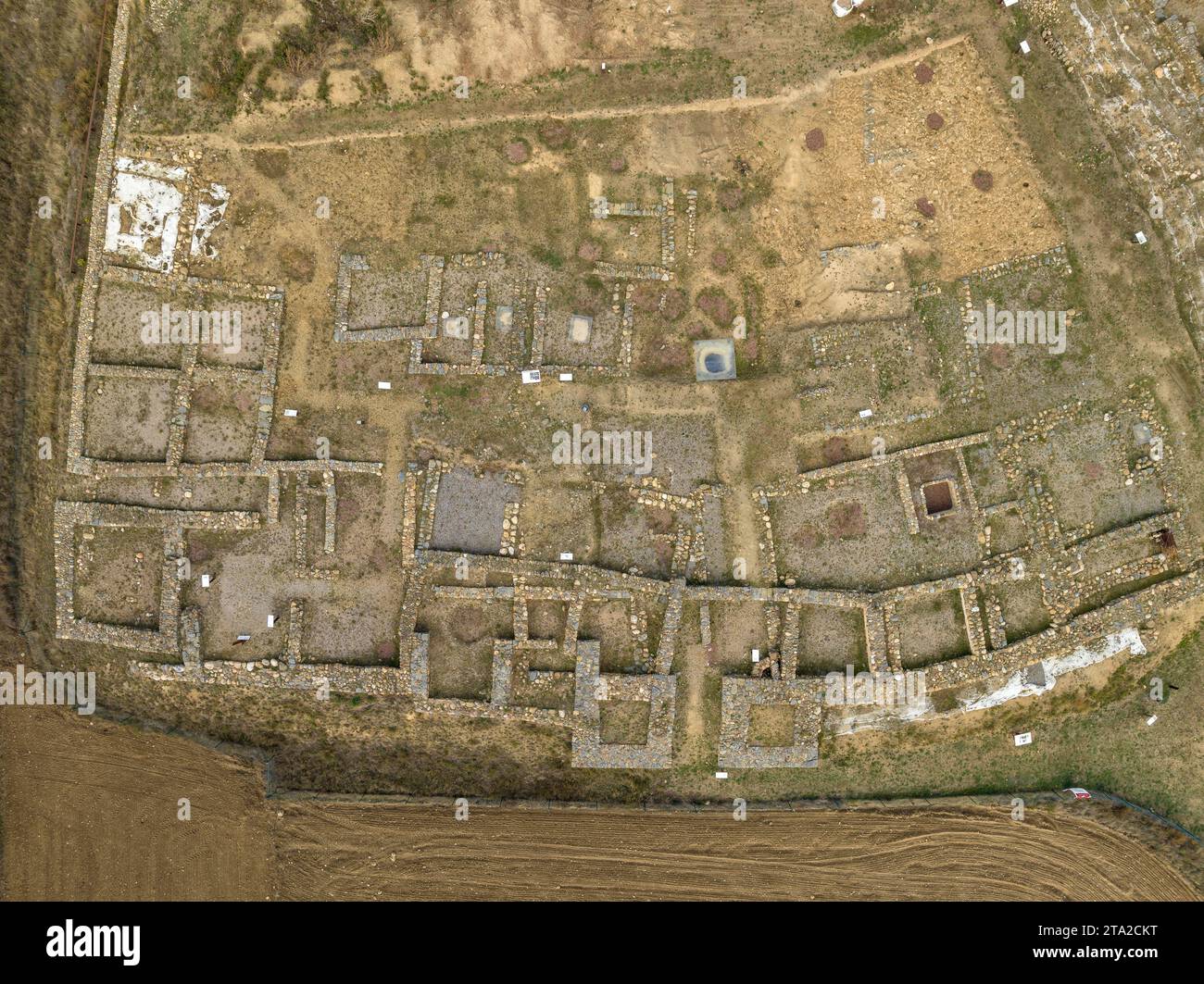 Jaciment arqueologic del castellot hi-res stock photography and images ...