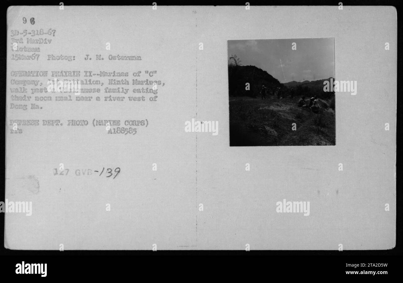 Vietnam 1967 us marines walk hi-res stock photography and images - Alamy