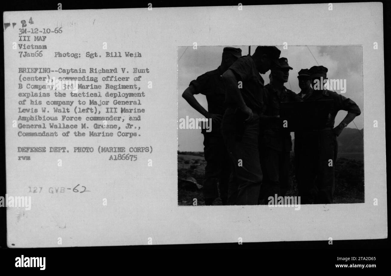 Captain richard v hunt hi-res stock photography and images - Alamy