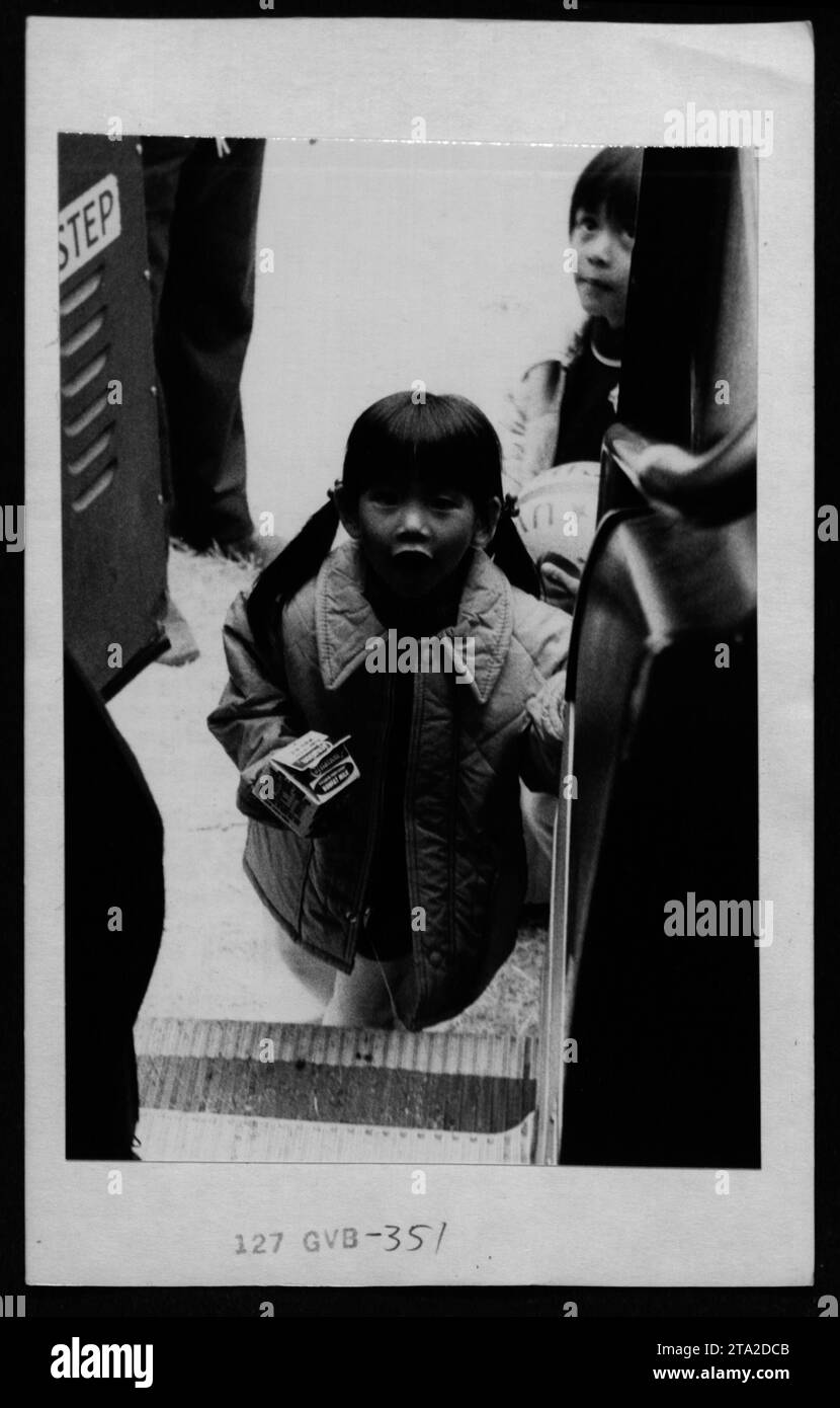 Claudia cardinale in vietnam war Black and White Stock Photos & Images ...