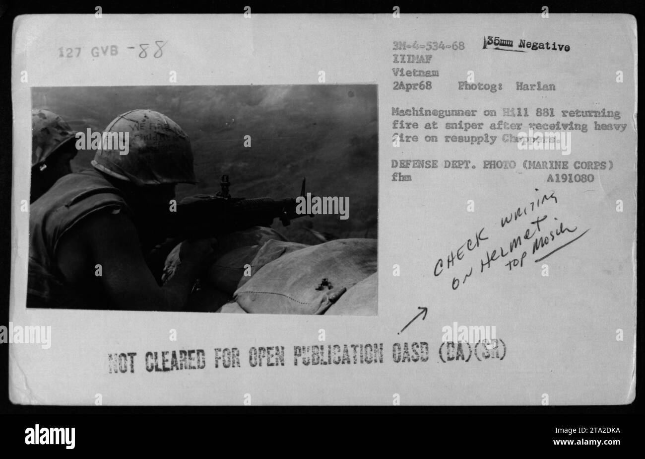 Vietnam 1968 machine gunner on hi-res stock photography and images - Alamy