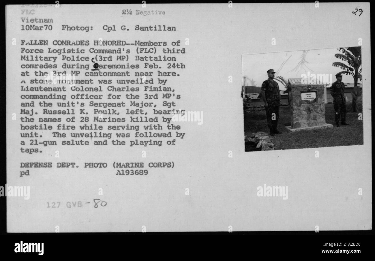 Marines in military police Black and White Stock Photos & Images - Alamy