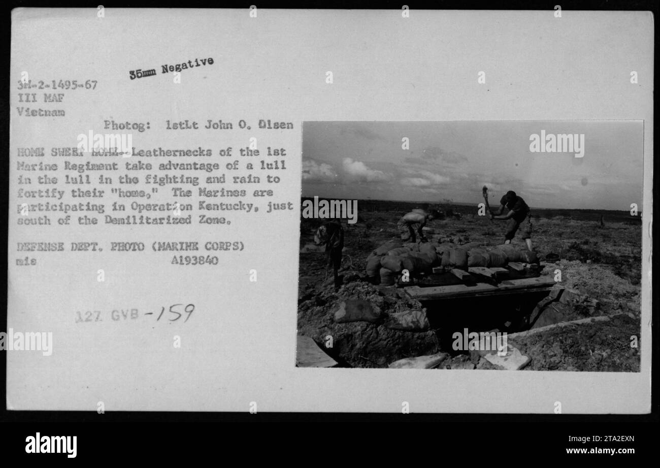 Marine Corps soldiers fortifying their camp during Operation Kentucky ...