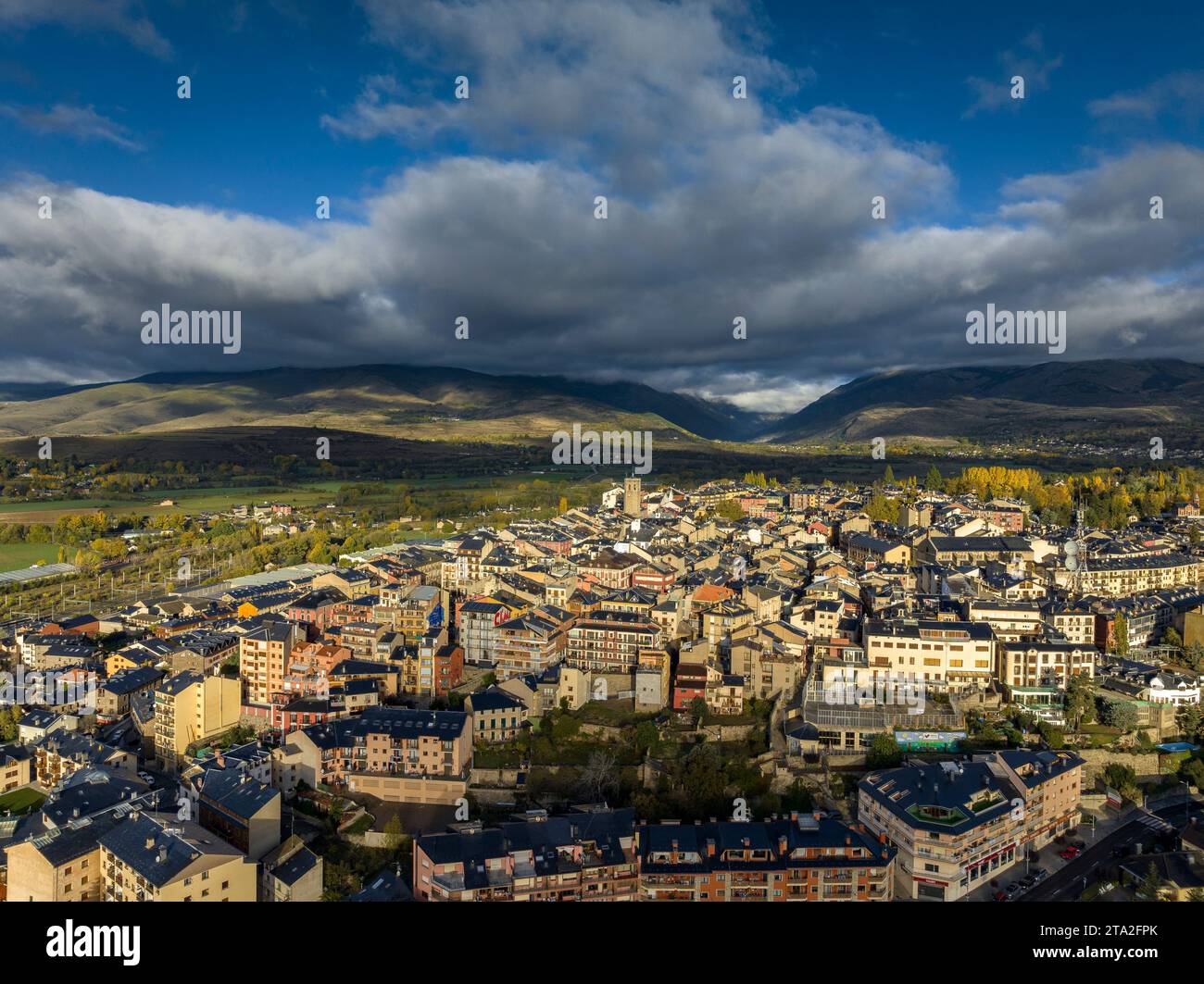 City pyrenees hi-res stock photography and images - Alamy
