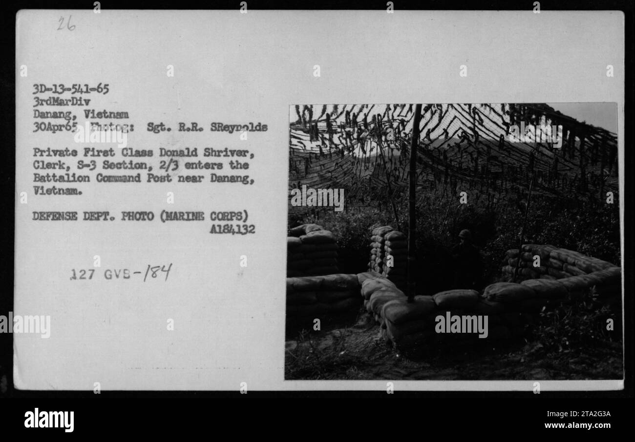 S 3 section hi-res stock photography and images - Alamy