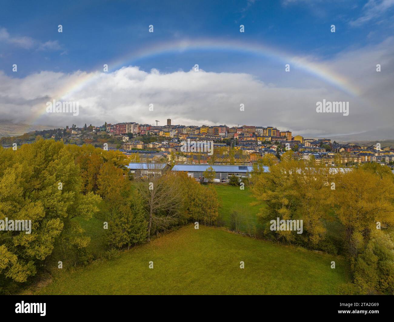 Paisaje rural arco iris hi-res stock photography and images - Alamy