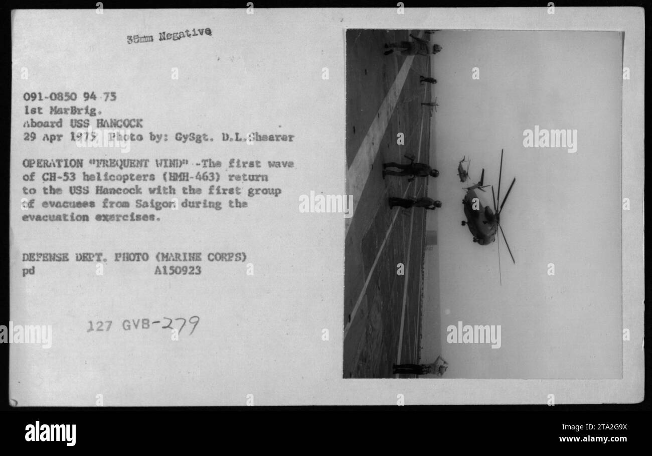 1975 evacuation of phnom penh and saigon hi-res stock photography and ...