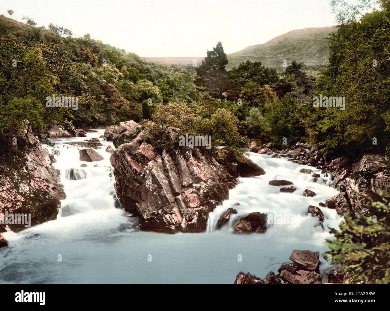 Falls of Leny sind eine Reihe von Wasserfällen in den Trossachs in ...