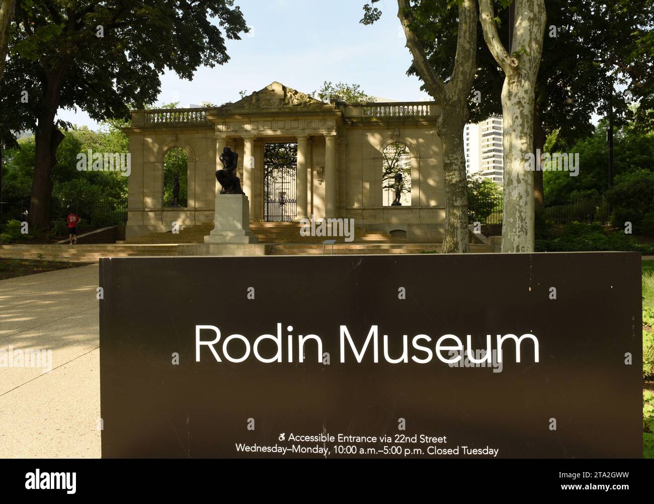 Philadelphia rodin museum building hi-res stock photography and images ...