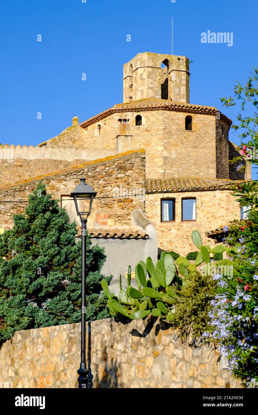 Sant Vicenç Church, medieval town of Regencós, Baix Empordà, Lower ...