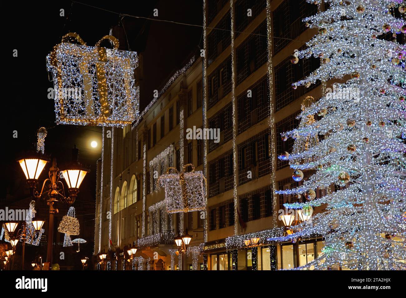 Budapest, Hungary - November 27, 2023: Beautiful shopping street scene ...