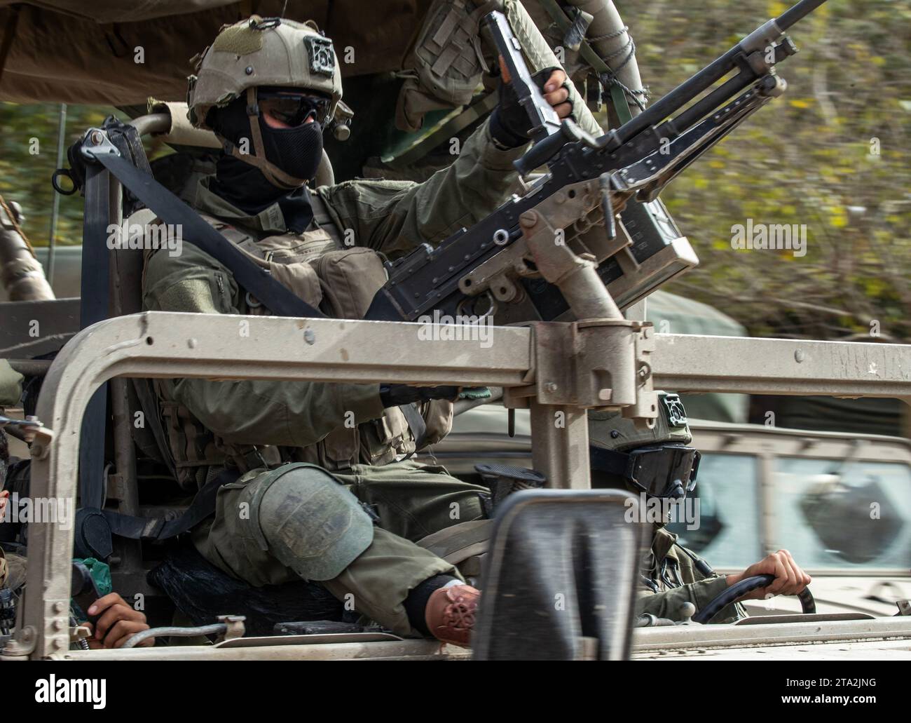 Southern Israel, Israel. 28th Nov, 2023. An Israeli infantry soldier ...