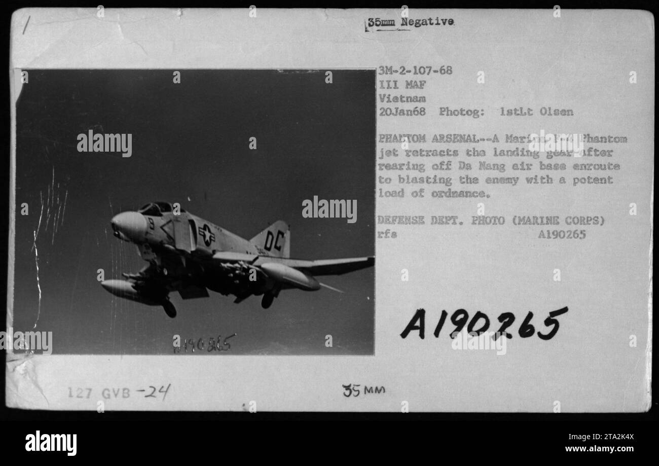 Marina f 4 phantom jet hi-res stock photography and images - Alamy