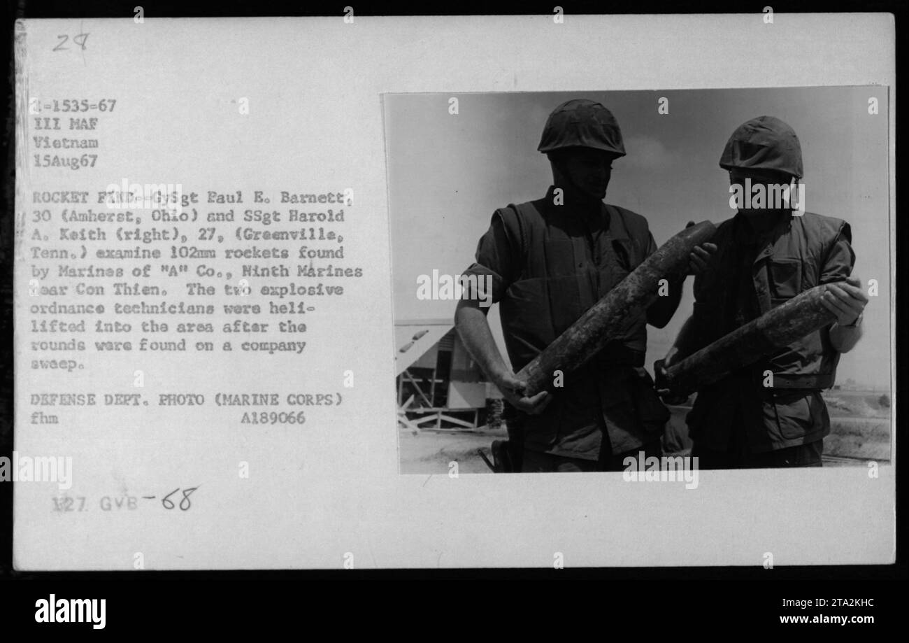 Gysgt paul e barnett Black and White Stock Photos & Images - Alamy