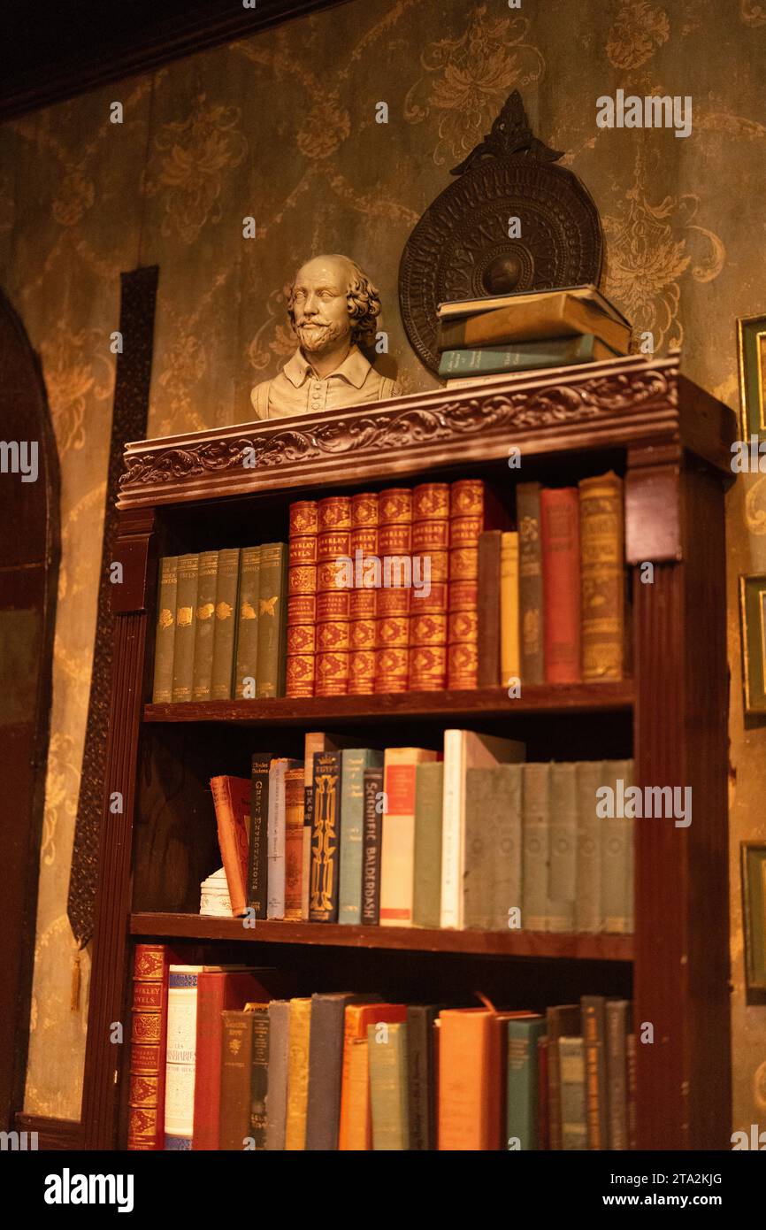 Set photos from the stage play Bloody Jack Stock Photo - Alamy