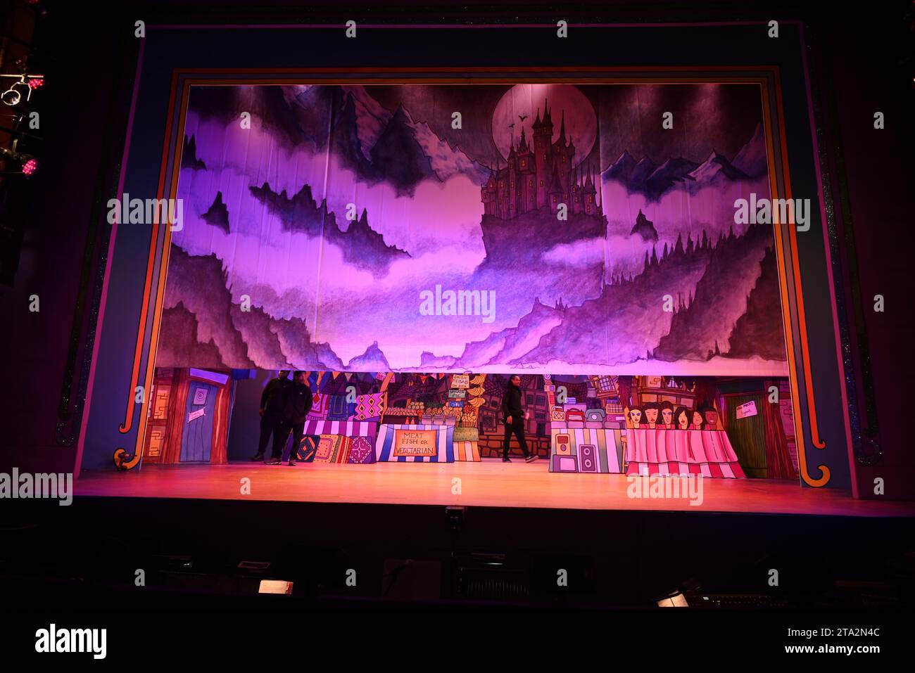 Yasmin choudury hi-res stock photography and images - Alamy