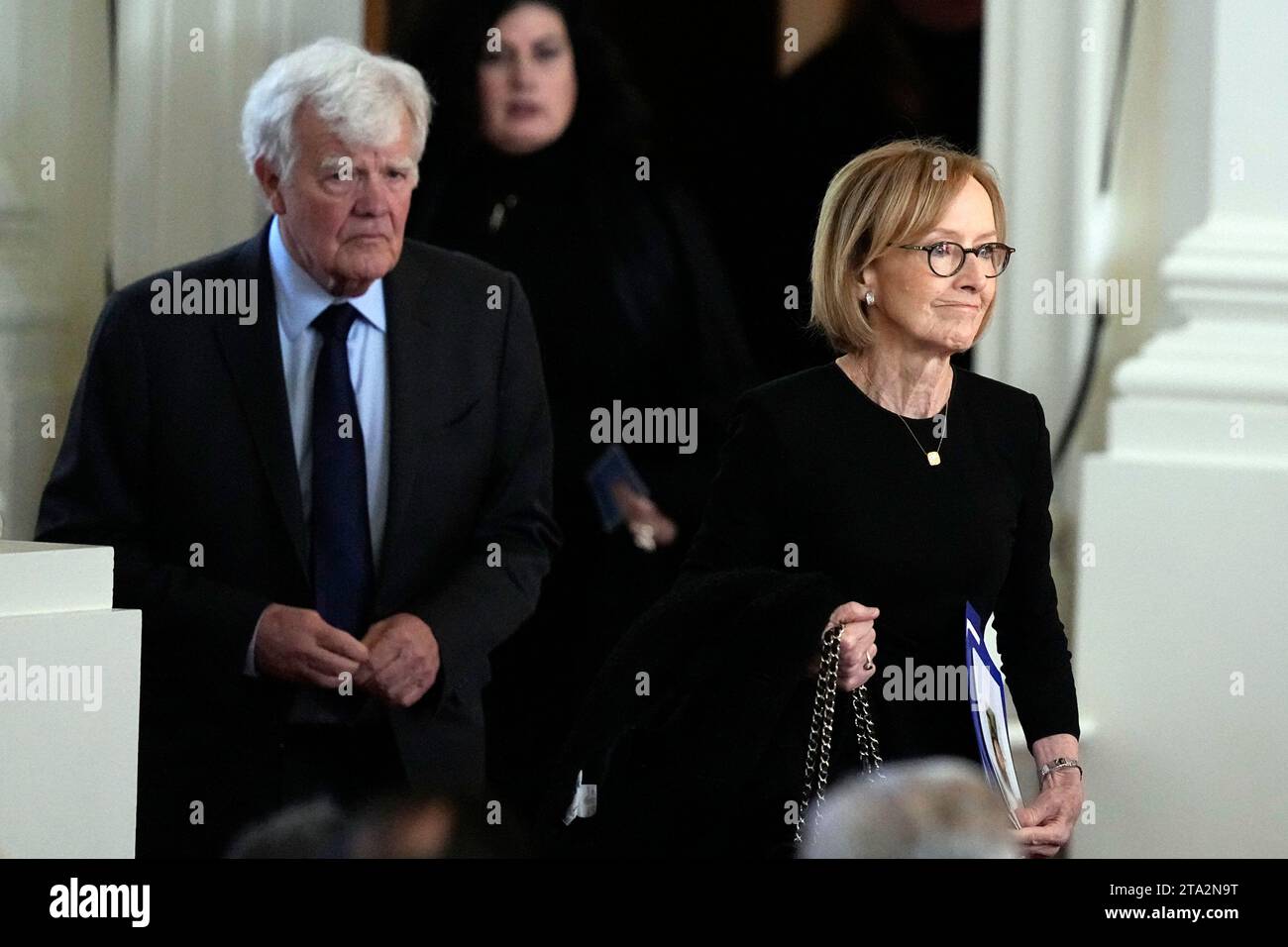 Judy Woodruff and her husband Al Hunt arrive for a tribute service for ...