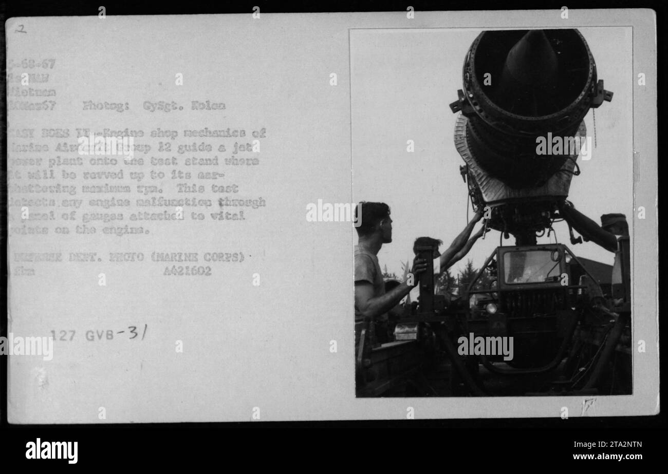 Jet engine test hi-res stock photography and images - Alamy