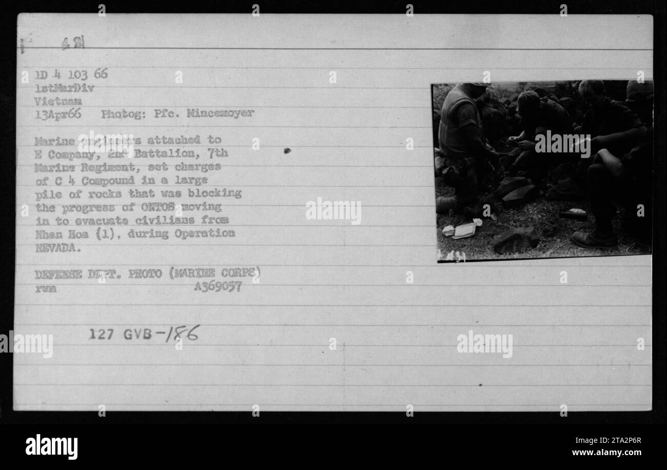 Marine engineers from E Company, 2nd Battalion, 7th Marine Regiment ...