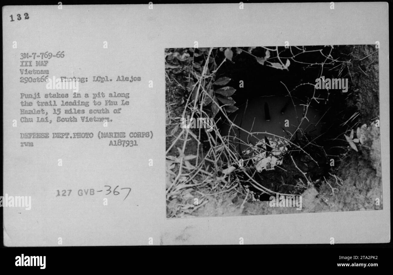 Capturing booby traps hi-res stock photography and images - Alamy