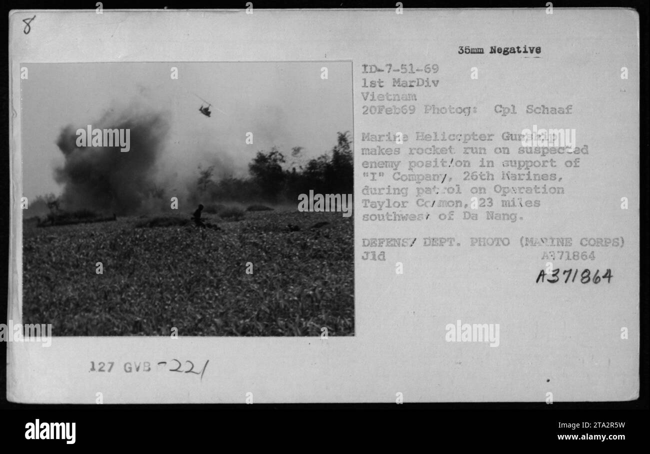 Marine helicopter gunship Black and White Stock Photos & Images - Alamy