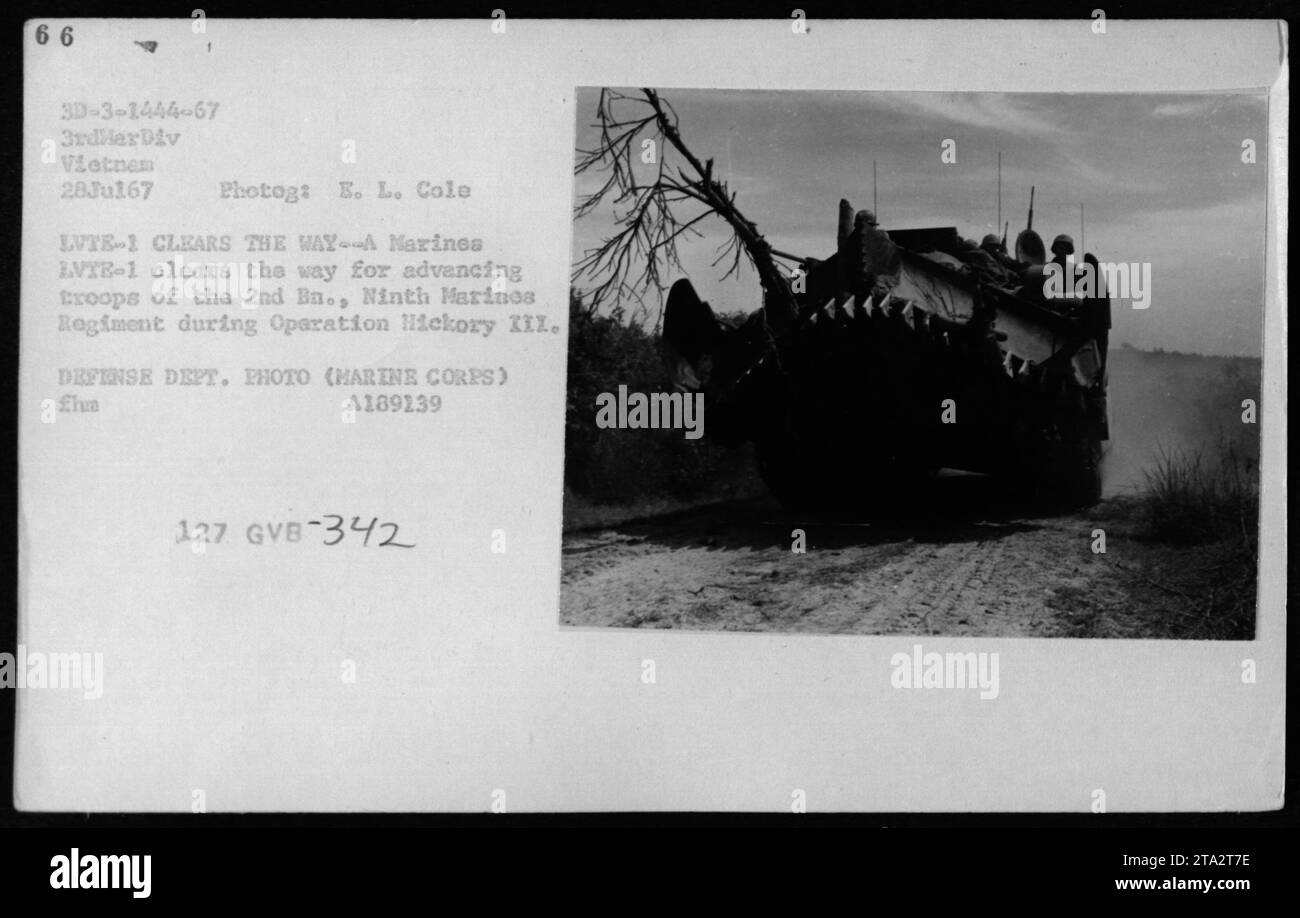 Ninth marines regiment Black and White Stock Photos & Images - Alamy