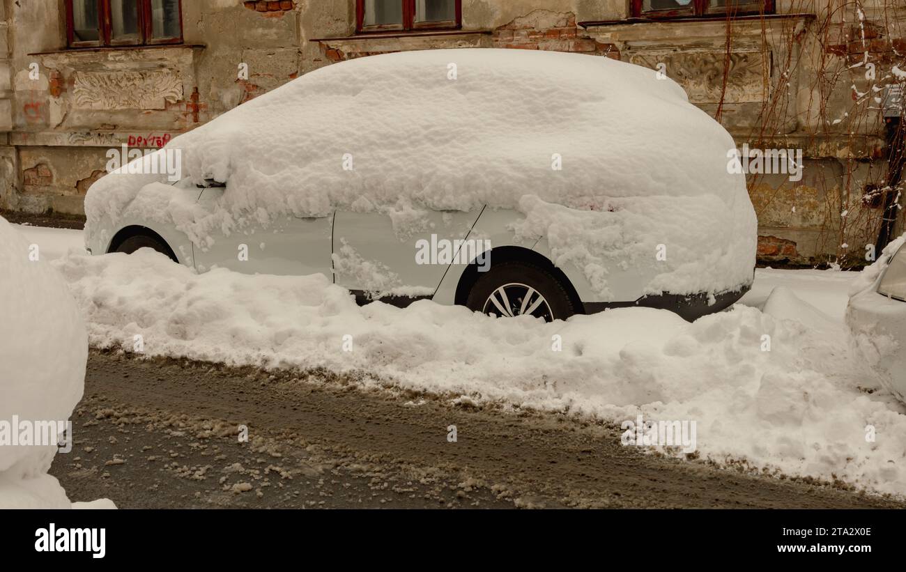 First day of winter, heavy snow in Bucharest city, Romania Stock Photo ...