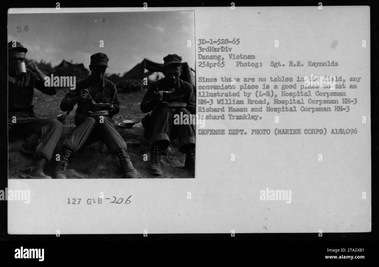 Vietnam war chronicles Black and White Stock Photos & Images - Alamy