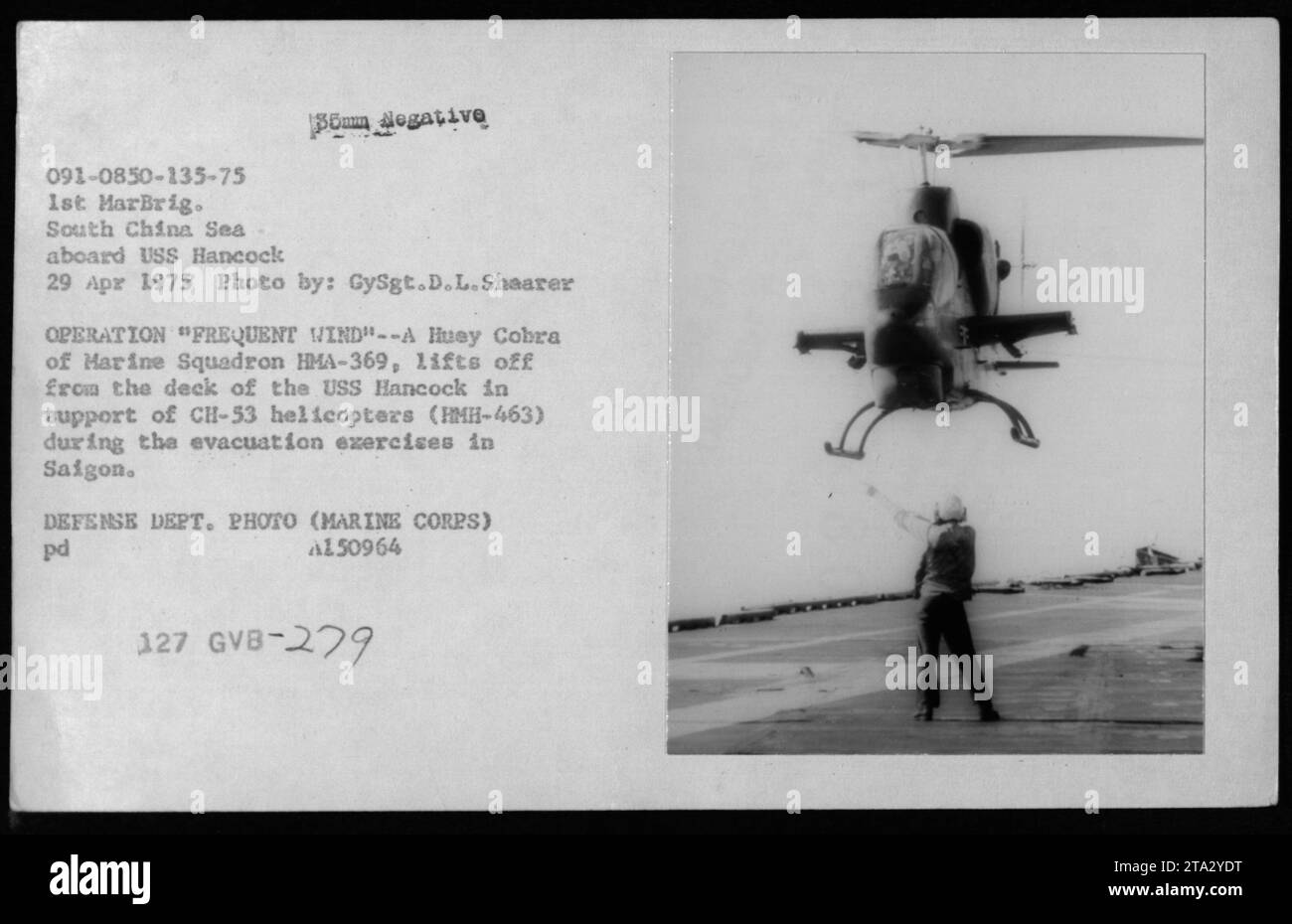 369 infantry Black and White Stock Photos & Images - Alamy