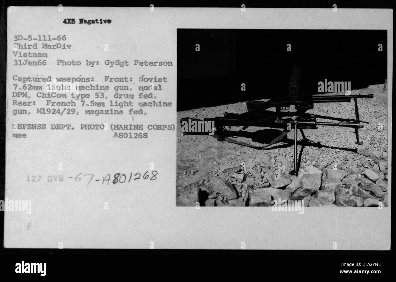 French 7 5mm light machine gun m1924 29 hi-res stock photography and ...