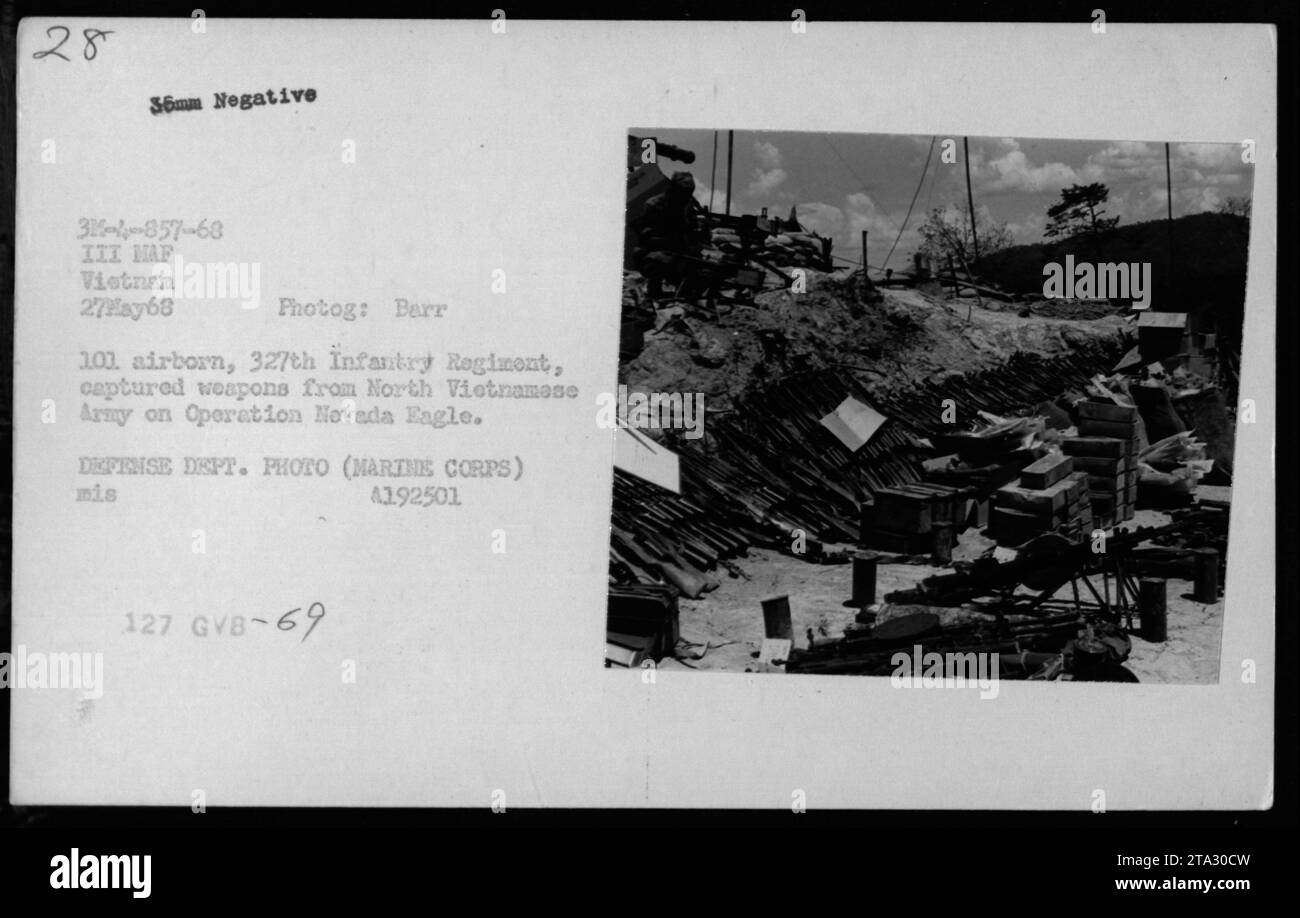 Us army soldier 101st infantry Black and White Stock Photos & Images - Alamy