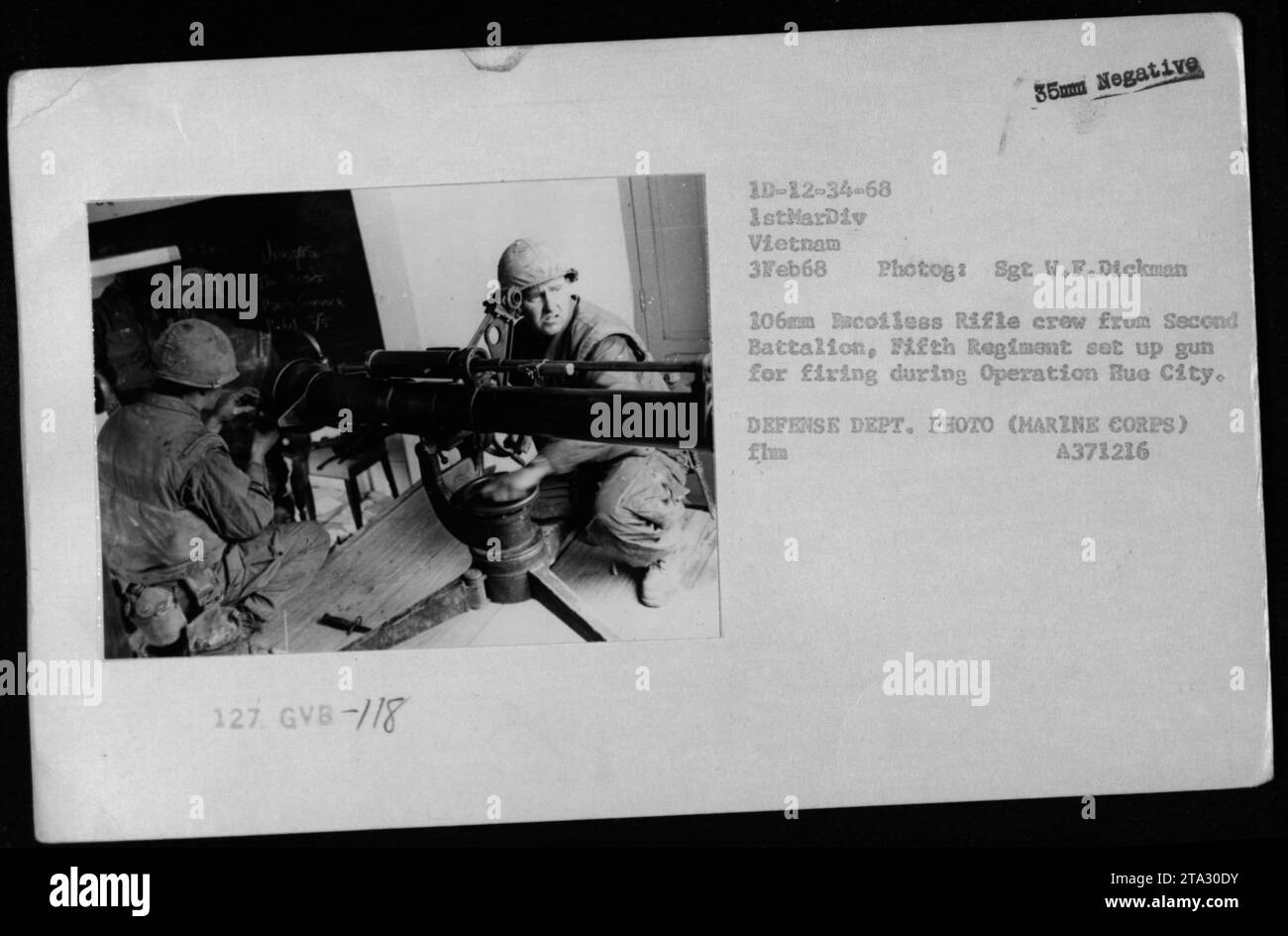 106mm recoilless rifle crew hi-res stock photography and images - Alamy