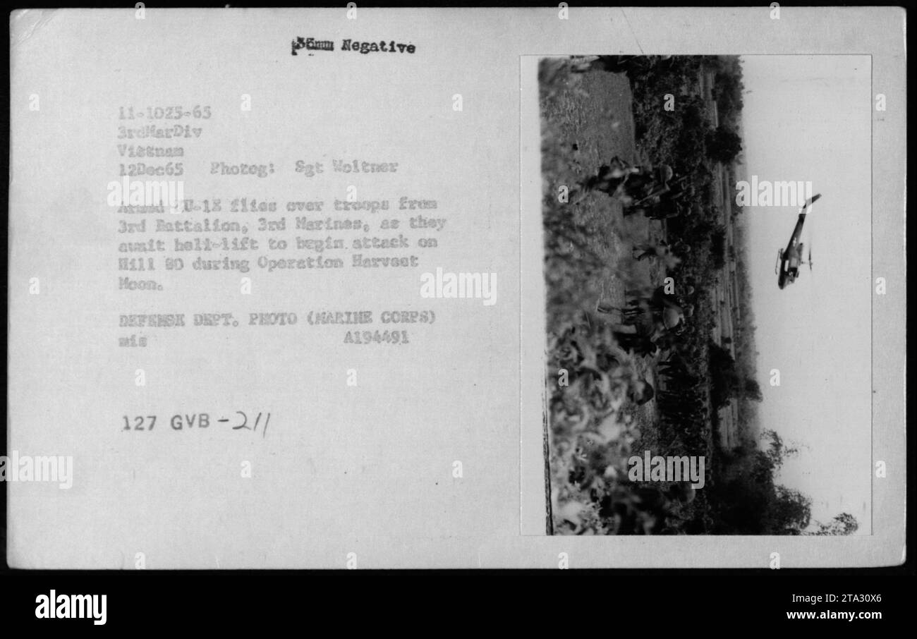 211 helicopter hi-res stock photography and images - Alamy