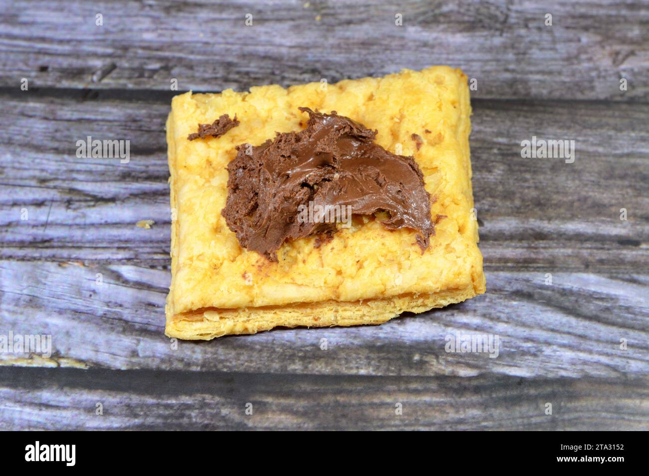 mille-feuille, millefeuille, Napoleon, vanilla and custard slice topped ...