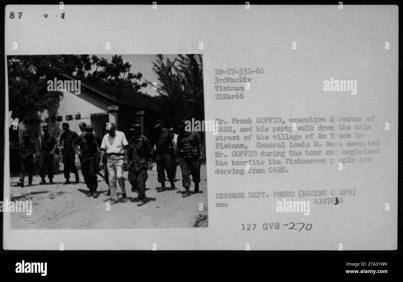 1960s vietnam war images hi-res stock photography and images - Alamy