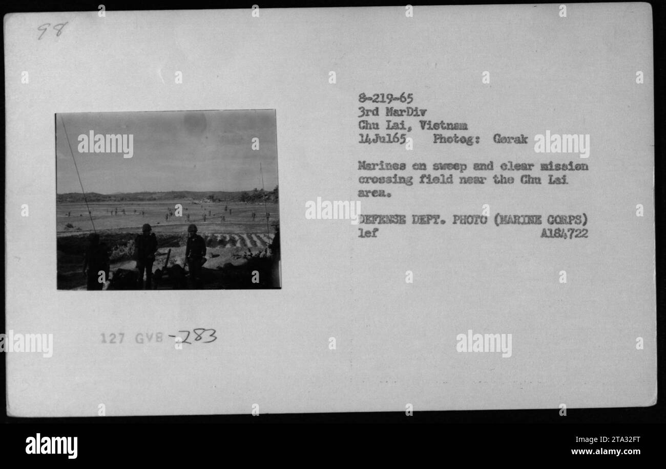 Military sweep operations Black and White Stock Photos & Images - Alamy